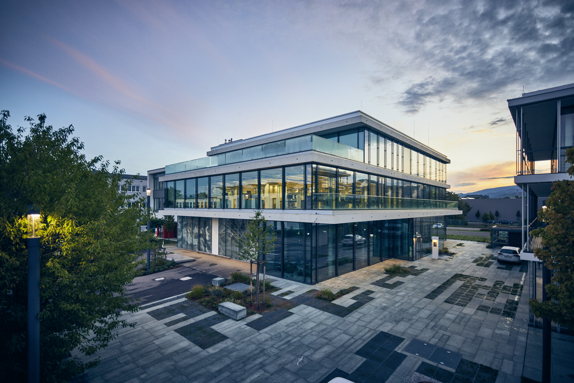 Kontakt Intuitive Deutschland, Österreich, Schweiz | Services, Support ...